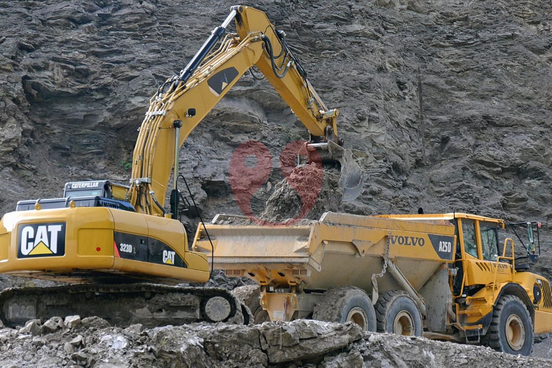 Sewa Excavator untuk Proyek Pertambangan • PT Perkasa Sarana Utama